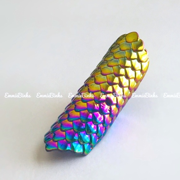 Modcloth | Jewelry | 3for38 New Holographic Oil Slick Dragon Scale Full ...
